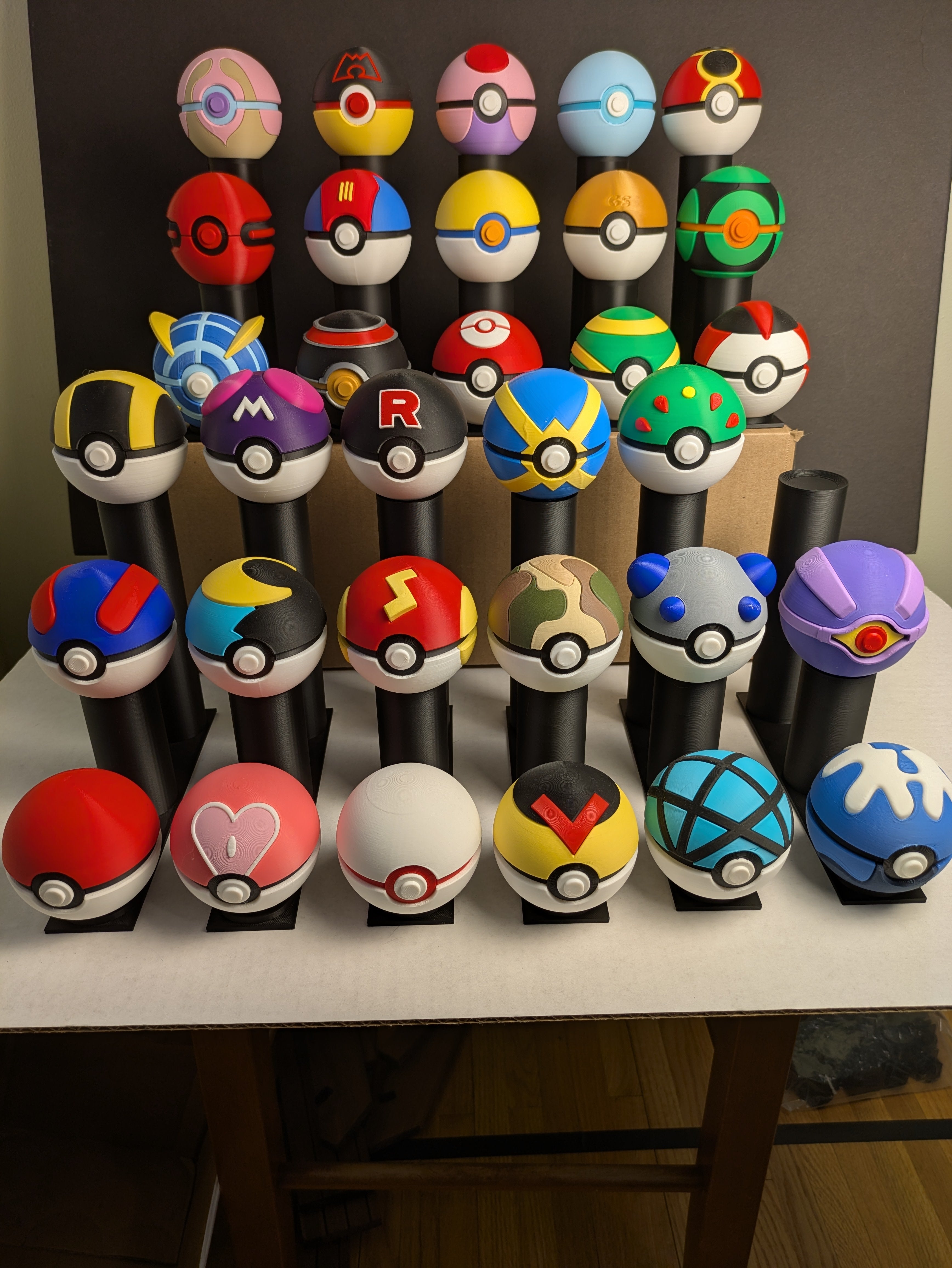 Mini Pokeball Collection! | 32 Options – Mirage Makes